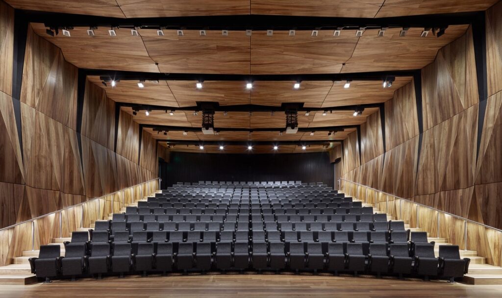 Entertainment Buildings - Archweb